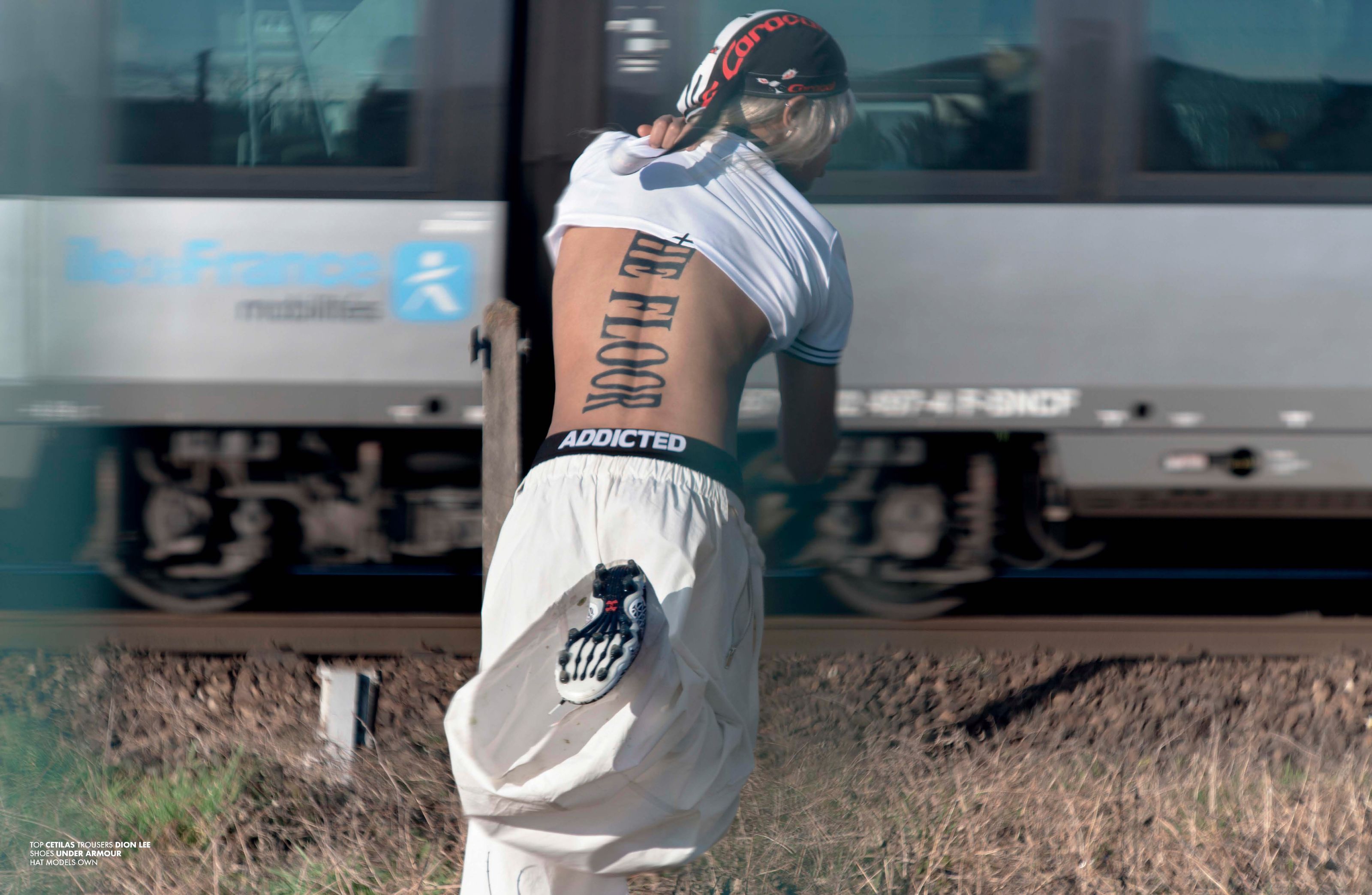 Re-Edition Magazine, Re-Edition 19 SS23 Photography Hendrik Schneider Stylist Zara Mirkin